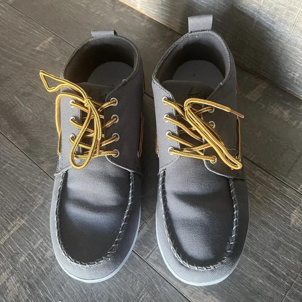 Keep It Gypsy | Shoes | Keep Canvas Boat Shoes Gray Lace Up Casual ...